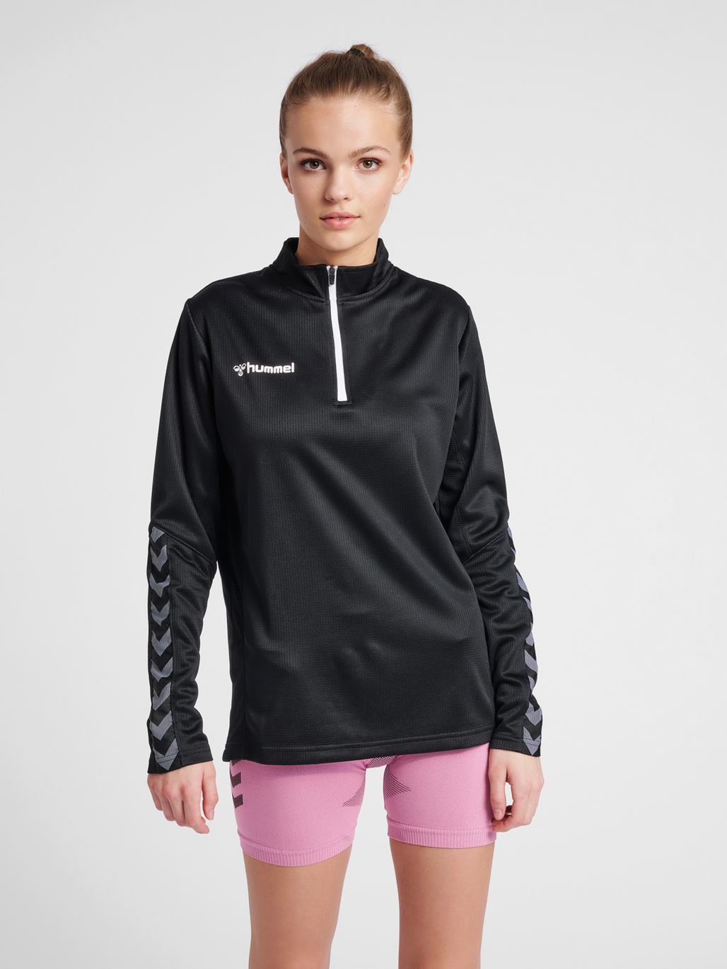 hummel AUTHENTIC WOMEN POLY ZIP JACKET - BLACK/WHITE | hummel.dk