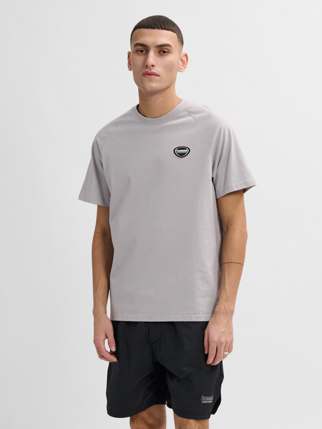hummel LGC KAI REGULAR HEAVY T-SHIRT - SILVER SCONCE | hummel.dk